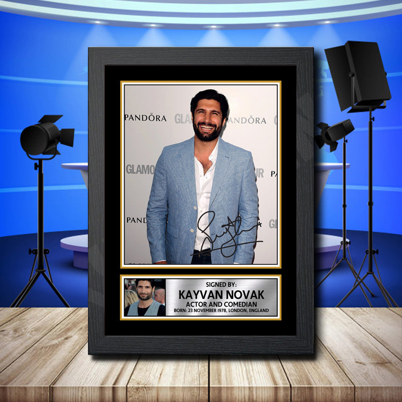 Signed TV Show Prints Kayvan Novak Facejacker 1 Signed Autographed Tel